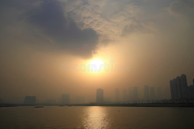 Smog Causing Sun To Be Obscured by Haze in the Sky Stock Illustration ...