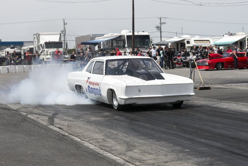 Drag racing editorial photo. Image of qualifing, nationals - 90571356