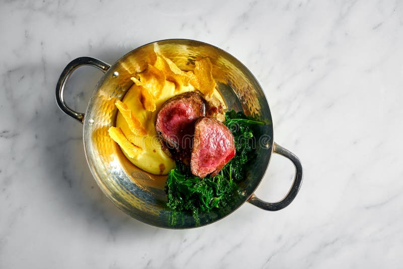 Smoked Beef Loin Medium Rare Roasts Stock Photos - Free & Royalty-Free ...