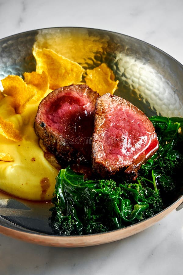 Smoked Beef Loin Medium Rare Roasts Stock Photos - Free & Royalty-Free ...