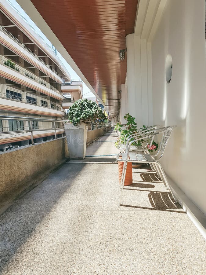 Smoking Area, Seat For Smoker, Terrace For Smoking, Outdoor Smoking ...