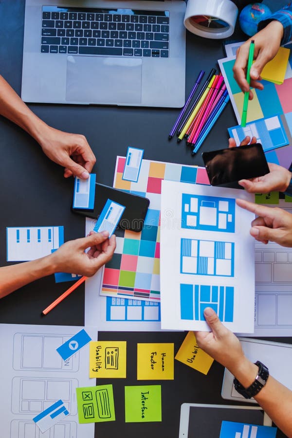 Smooth Focus,a Group of Web Designers are Working Together To Develop a ...