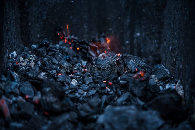 Smouldering Coals at Barbeque Campfire Stock Photo - Image of grill ...