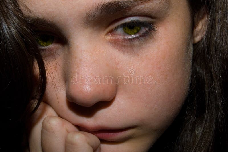 Smutny nastolatek zdjęcie stock. Obraz złożonej z deprymuje - 14952138