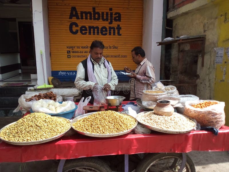 Snack shop in india editorial photo. Image of indianbazar - 210360746
