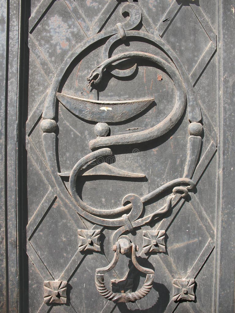 262 Doctor Symbol Snake Stock Photos - Free & Royalty-Free Stock Photos ...