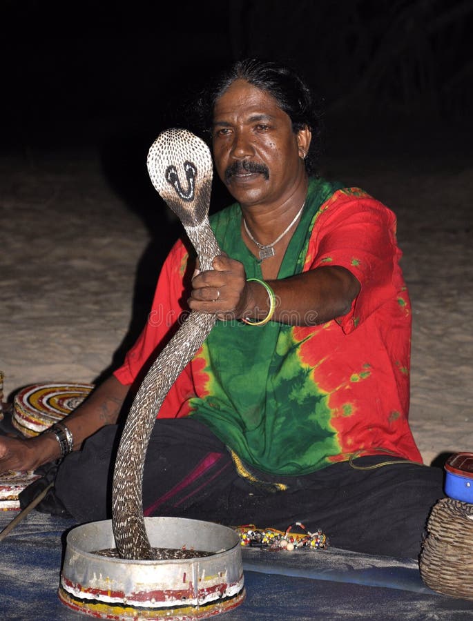 Snake show in Sri Lanka editorial stock photo. Image of poison - 21143823