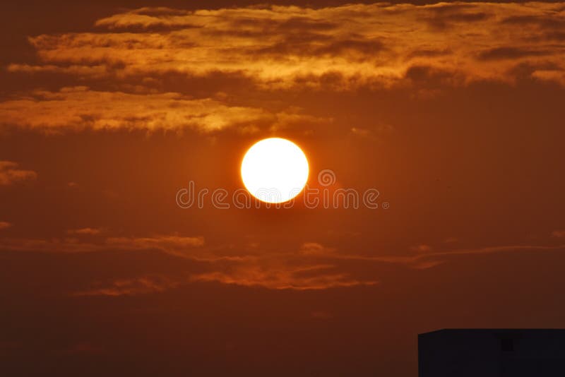 Snap of the Rising Sun in the Sky Stock Photo - Image of snap, yellow ...