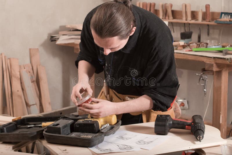 Snickare arkivfoto. Bild av skyddande, hantverkare, utrustning - 6355210