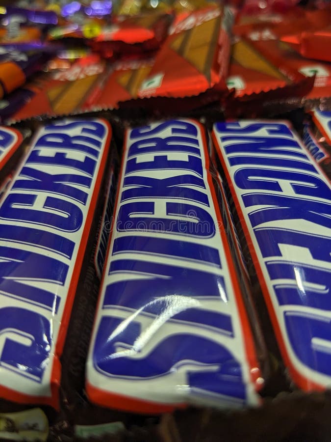 SNICKER& X27;S CHOCOLATE Editorial Image - Image of chocolate, click ...