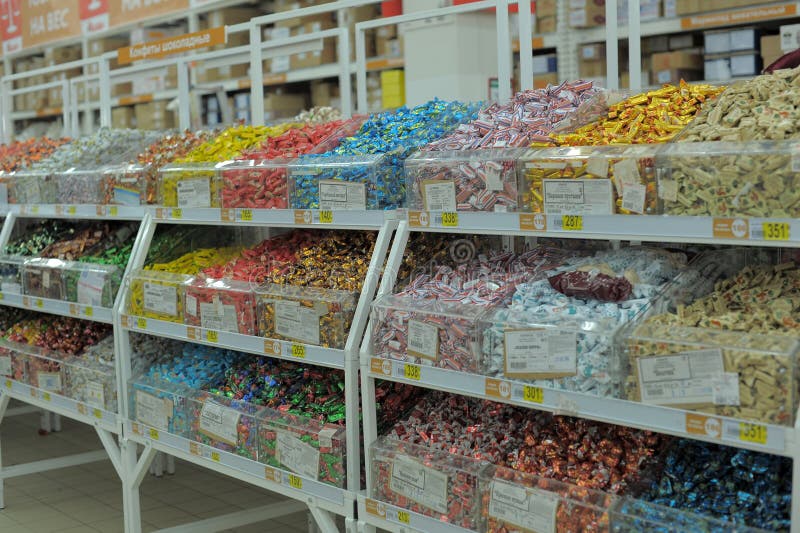 Snoepwinkel redactionele stock afbeelding. Image of assortiment - 37864184