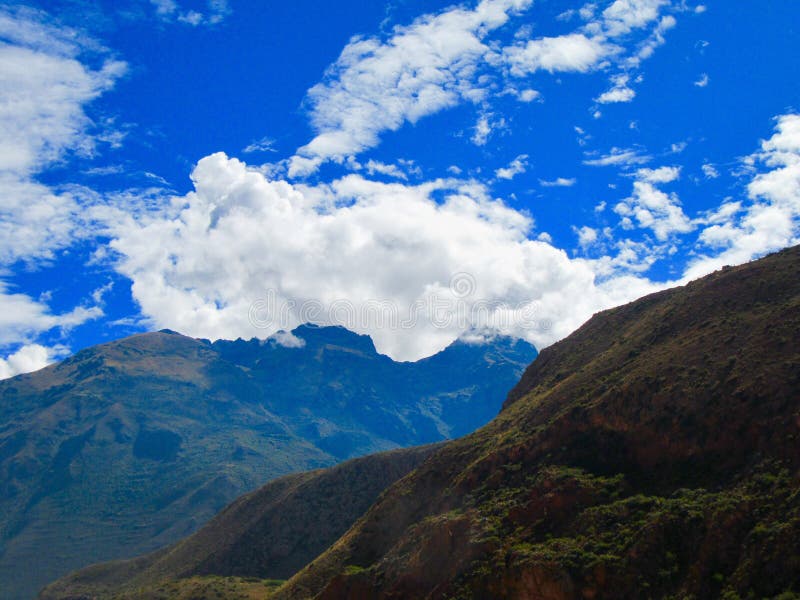 Peruvian Andes stock image. Image of wilderness, landscape - 105498955