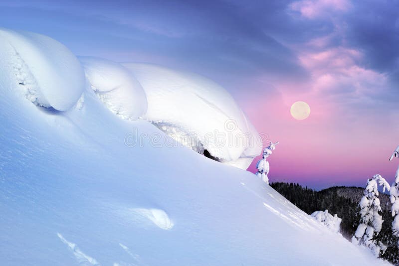 The Snow Cornice at the Top Stock Photo - Image of glacier, high: 169421626