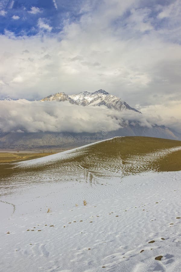Snow Desert Skardu stock image. Image of people, kachura - 132906533