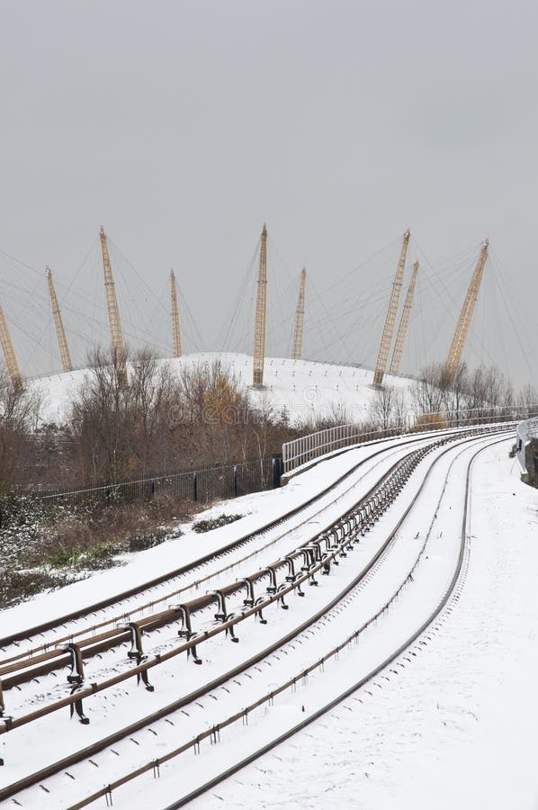Snow in London. editorial photo. Image of city, rail - 17296486