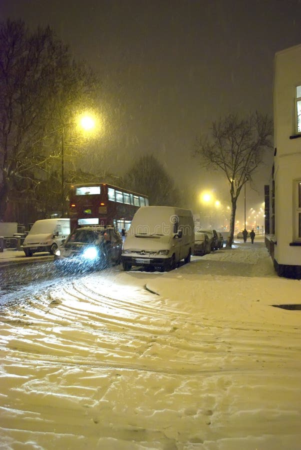 Snow in London editorial photography. Image of cold, city - 23267772