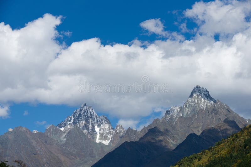 Snow Mountain,sichuan,china Stock Photo - Image of nature, peaker: 21690588