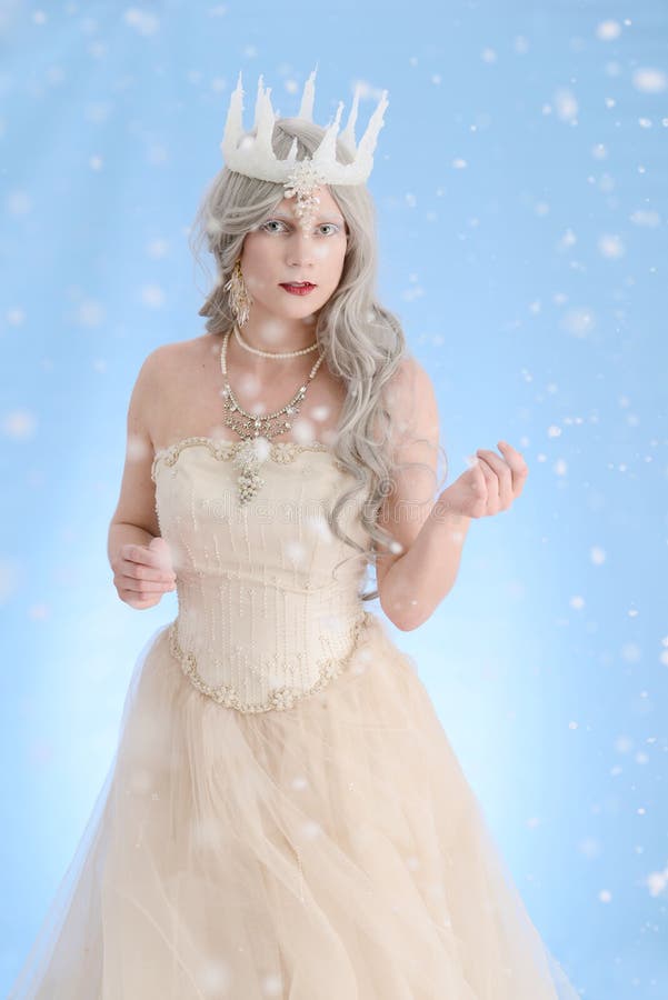 Snow queen with ice crown stock image. Image of diamond - 71458745