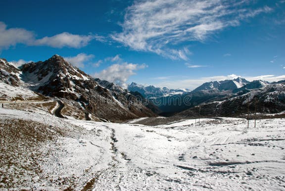 The snow ridge stock image. Image of path, mountain, ridge - 17392377