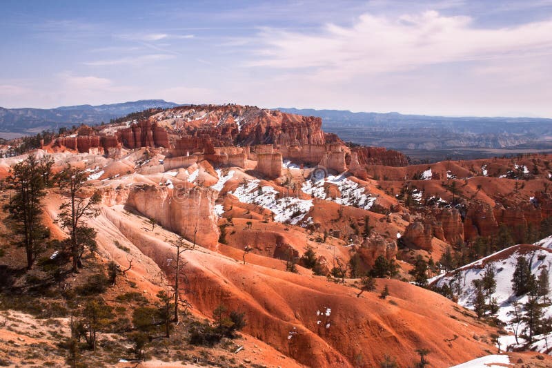 Snow on Sandy Slopes of Bryce Canyon, Utah, USA Stock Image - Image of ...