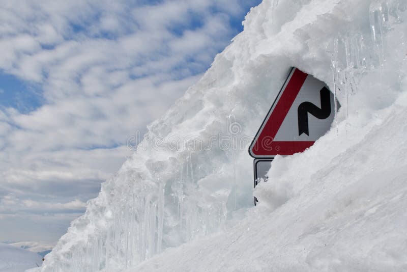 Snow and signpost stock image. Image of snow, traffic - 11253515