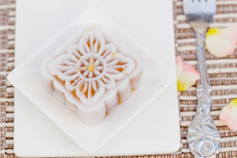 Snow skin mooncakes stock image. Image of garnished, celebrate - 38038435