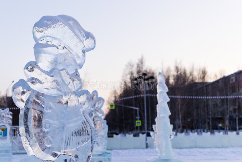 Ice sculptures in the city editorial photography. Image of cool - 109130707