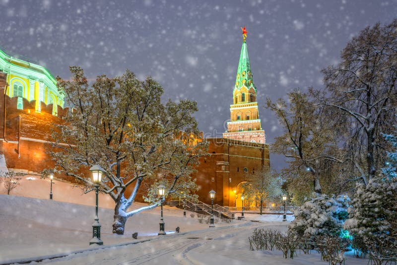 The Snow at the Walls of the Moscow Kremlin Stock Image - Image of ...