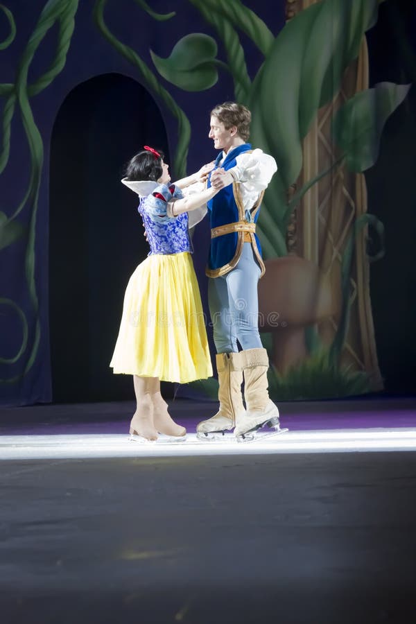 Prince Charming Kissing Snow White and Waking Her Editorial Photography ...