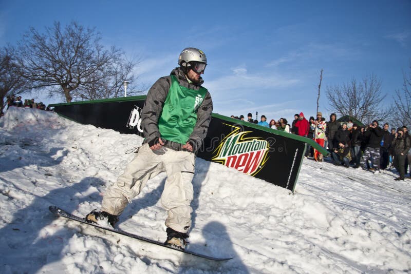 Snowboarder at the Dew Tour Editorial Photo - Image of outdoors, beauty ...
