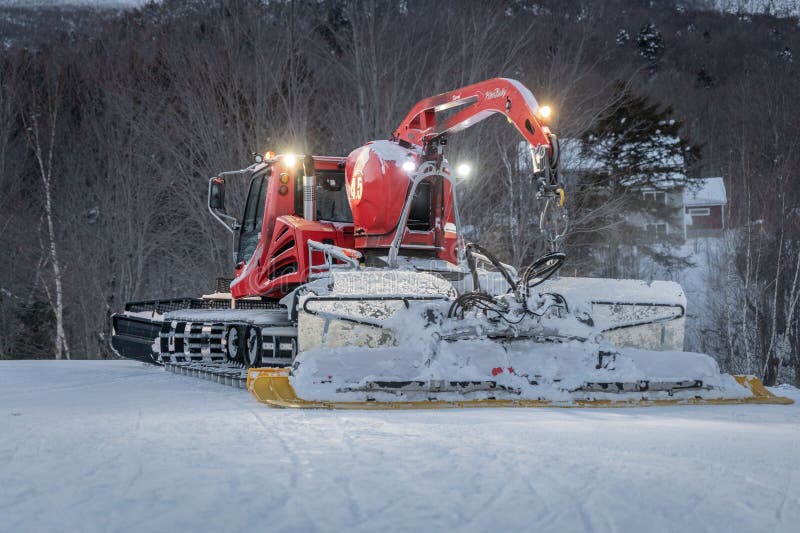 With Winch Prepping Ski Slope Editorial Photo - Image of slope, trail ...