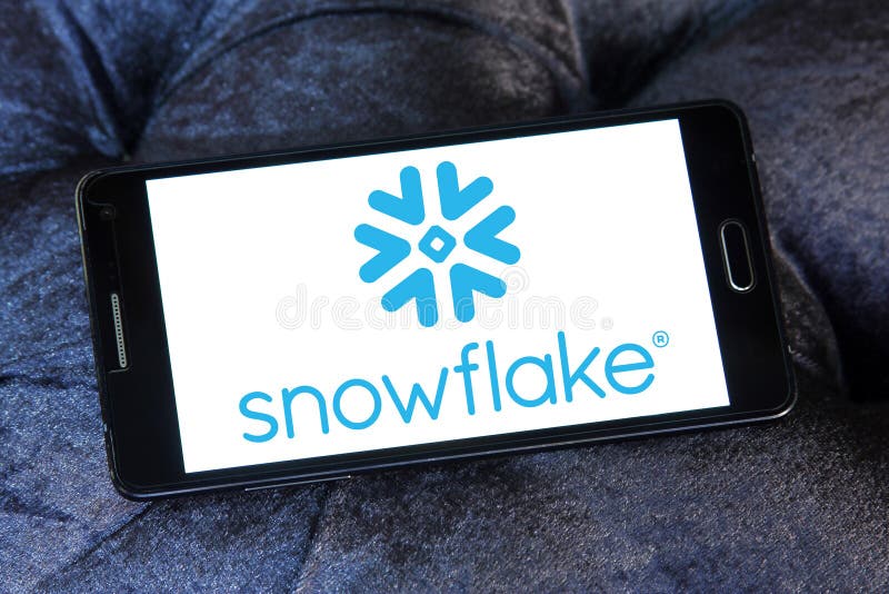 Snowflake Software AI Company Editorial Photography - Image of mobile ...