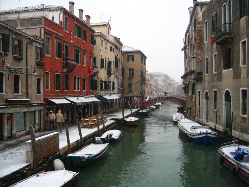 Snowing in Venice - Italy editorial stock photo. Image of venice - 17467958