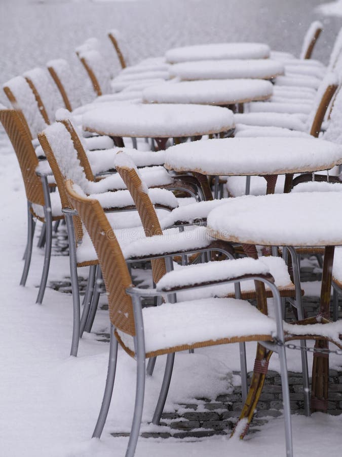 Snowy chairs tables winter stock photo. Image of cold - 43216382