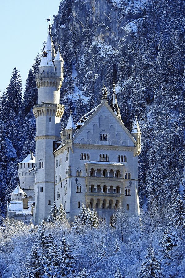 Snowy Neuschwanstein Castle, Bavaria, Germany Editorial Image - Image ...