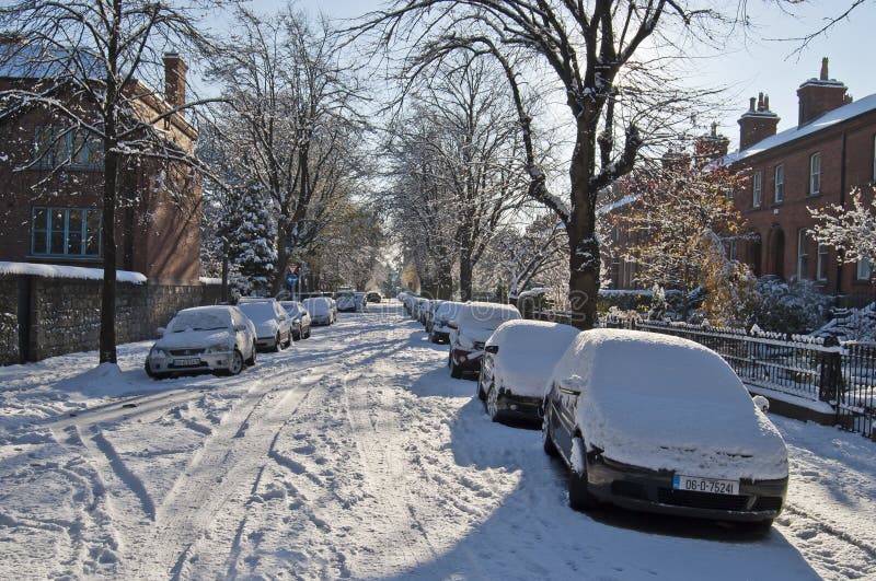 Snowy winter in Dublin editorial photography. Image of shower - 17202237