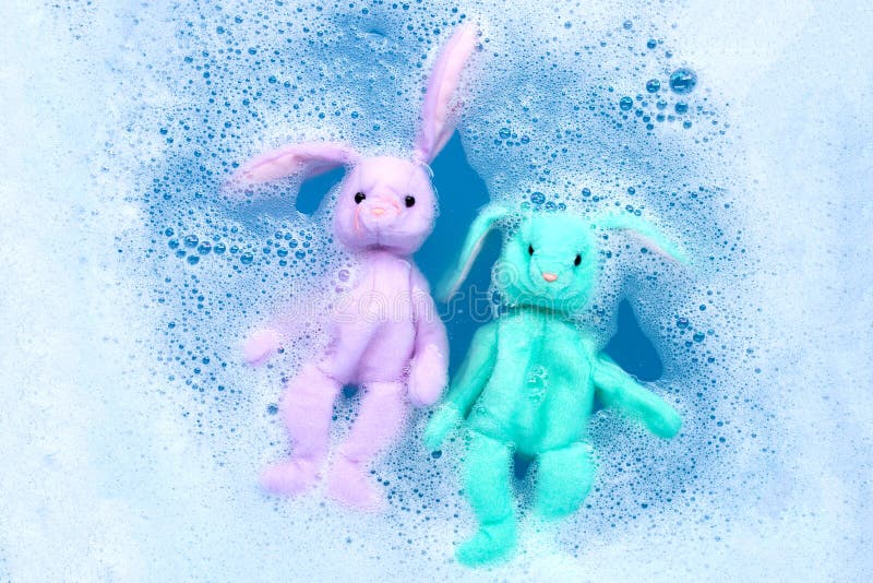 Soak Rabbit Dolls in Laundry Detergent Water Dissolution before Washing ...