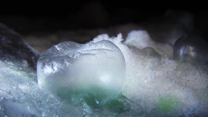 Soap Bubble in Cold Weather -20 Degrees Celsius Stock Photo - Image of ...
