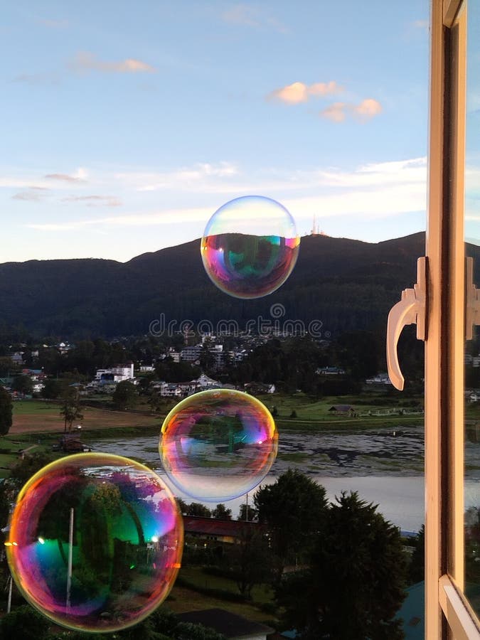 Soapbubles Stock Illustrations – 1 Soapbubles Stock Illustrations ...