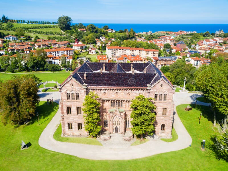 Sobrellano Slott I Comillas, Spanien Fotografering för Bildbyråer ...