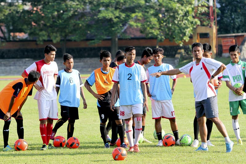 Soccer editorial stock photo. Image of practicing, leisure - 74621933