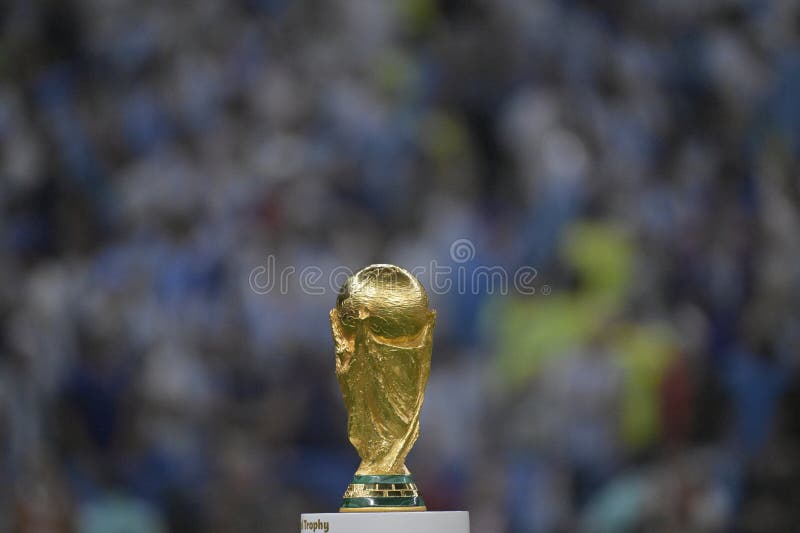 WORLD CUP TROPHY editorial photo. Image of reflection - 274317556