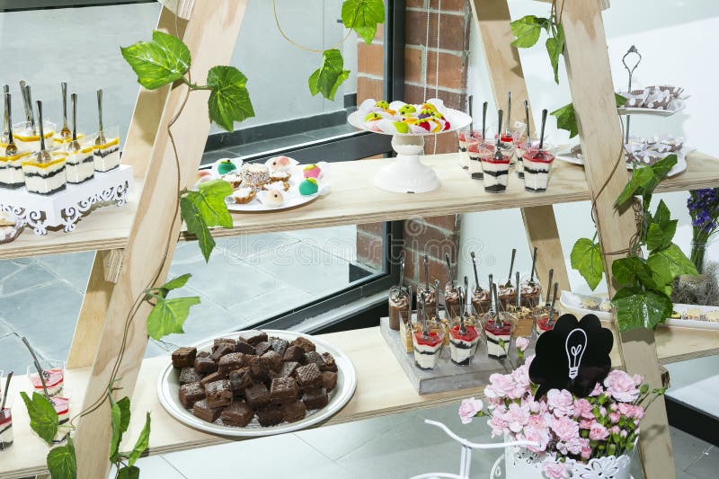Social Events Dessert Table for Guests Stock Image - Image of cakestand ...
