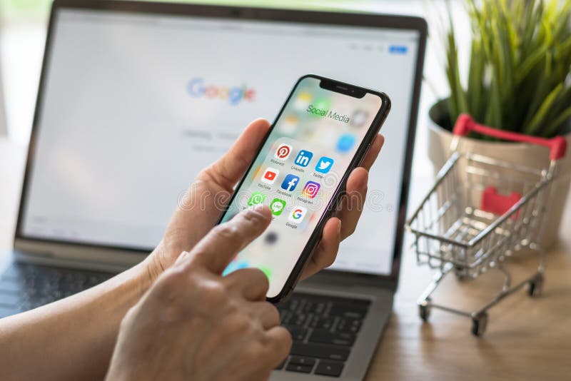 Social Media App Multi-channel Icons on Iphone X Touchscreen Mobile ...