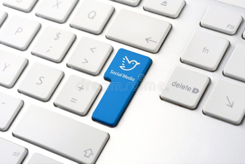 Social Media Button on Keyboard Stock Photo - Image of post, mind ...