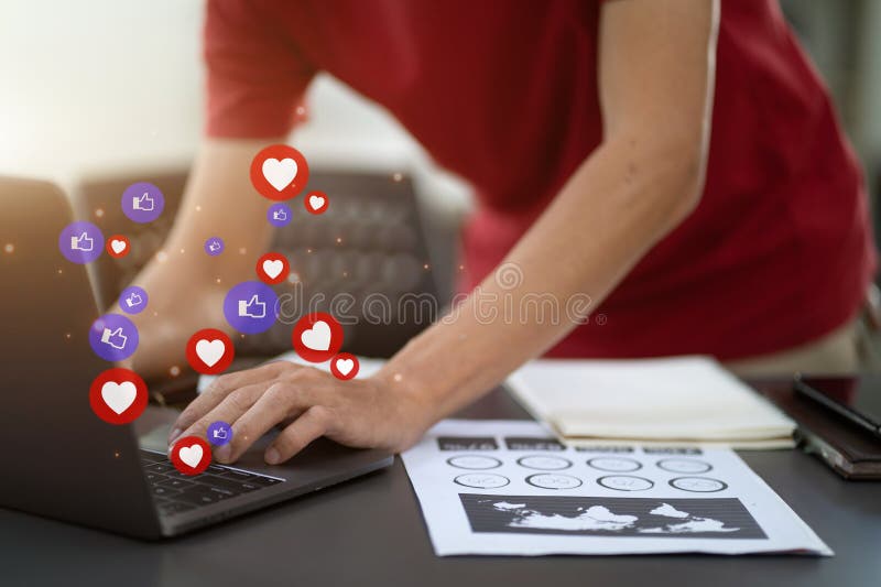 Social Media, Hand Using Keyboard Computer Stock Image - Image of ...