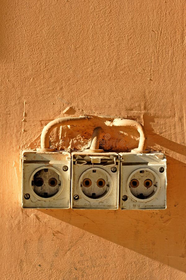 Socket eléctrico imagen de archivo. Imagen de eléctrico - 2130457