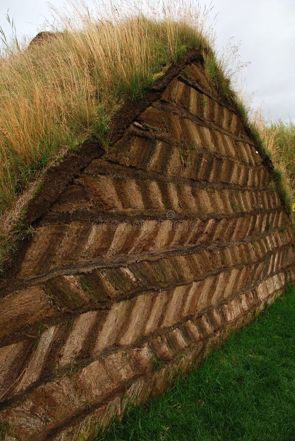 Sod Building Wall stock image. Image of door, laufas - 101526067