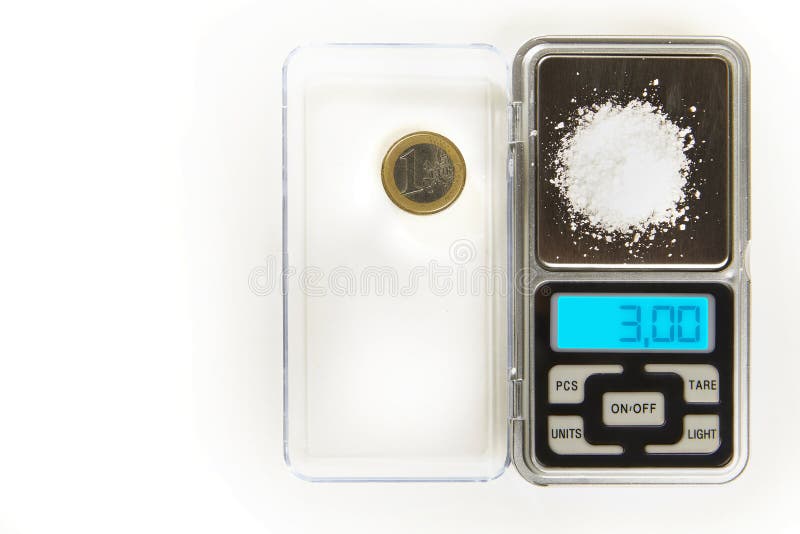 Sodium Chloride - Kitchen Salt - 6 Grams on Scale with Euro Coin for ...