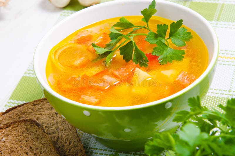 Soep met groenten stock afbeelding. Image of kleurrijk - 36790717